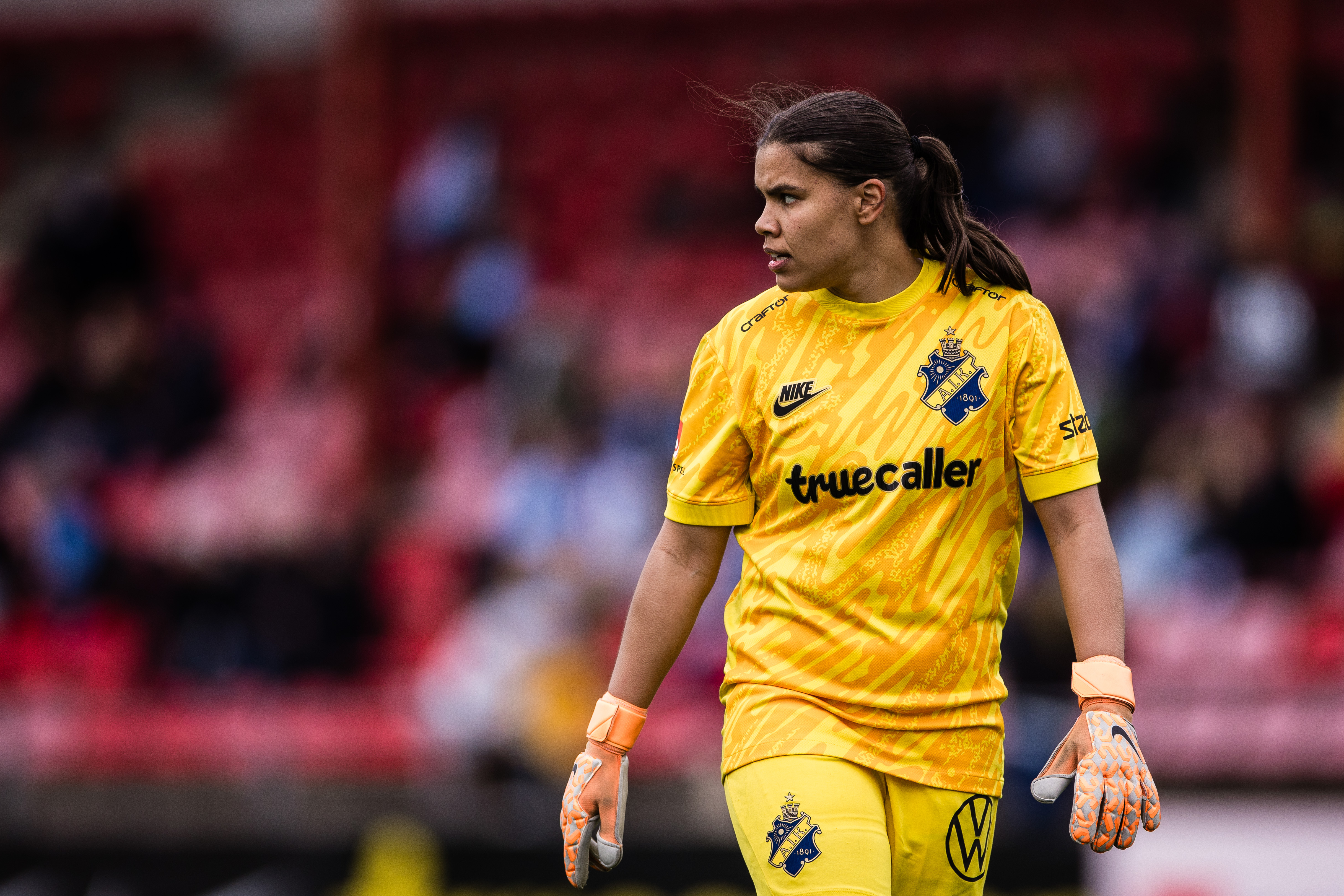 Jada Whyman skriver nytt tvåårsavtal